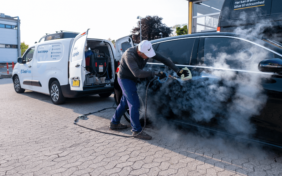 Erhverv | Rengøring af firmabiler | cleanfoss.dk