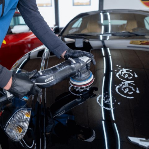 Professionel rengøring og polering af biler | cleanfoss.dk
